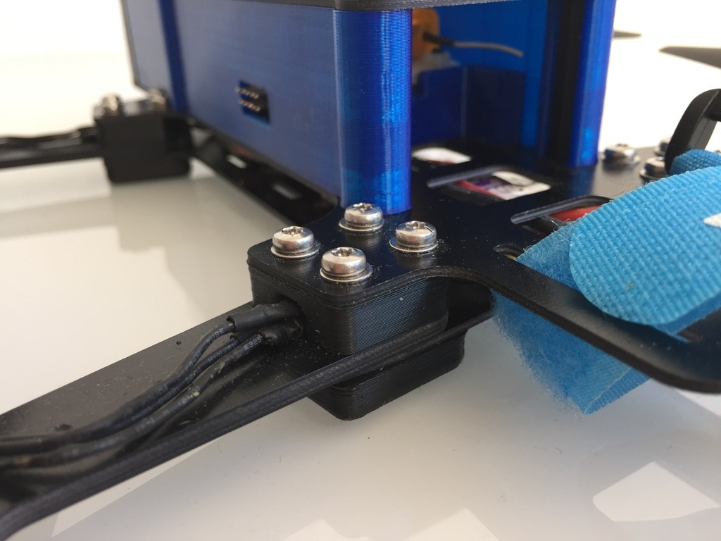 Free 3D file Spacer & landing feet for r.250 FPV race quad from ...