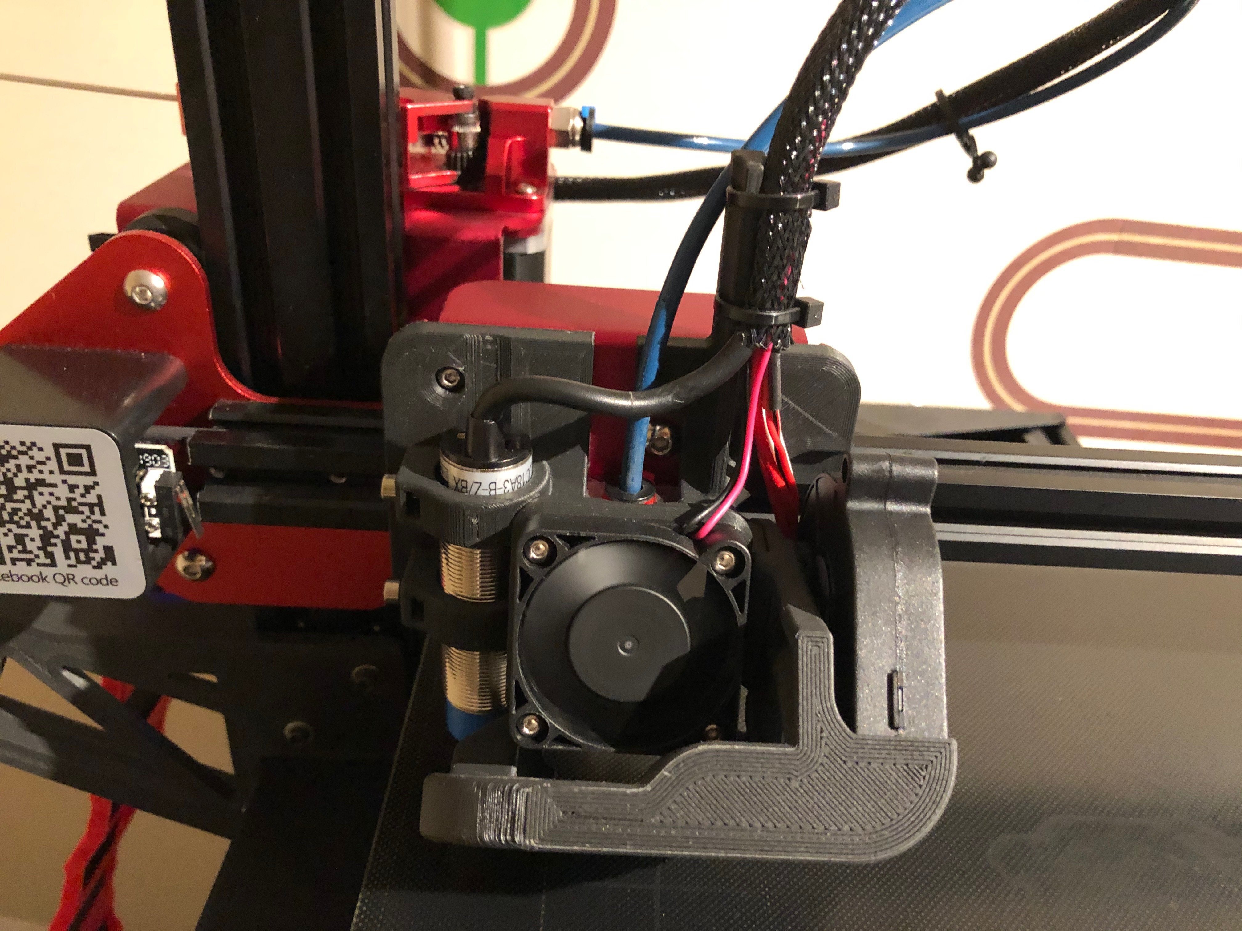3D printing Creality CR10S Pro Hotend mount and Part Cooling + BLTouch mount・Cults