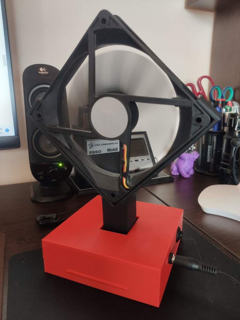 Free STL file Desk fan from 120mm PC fan 🏢 ・3D printer design to ...