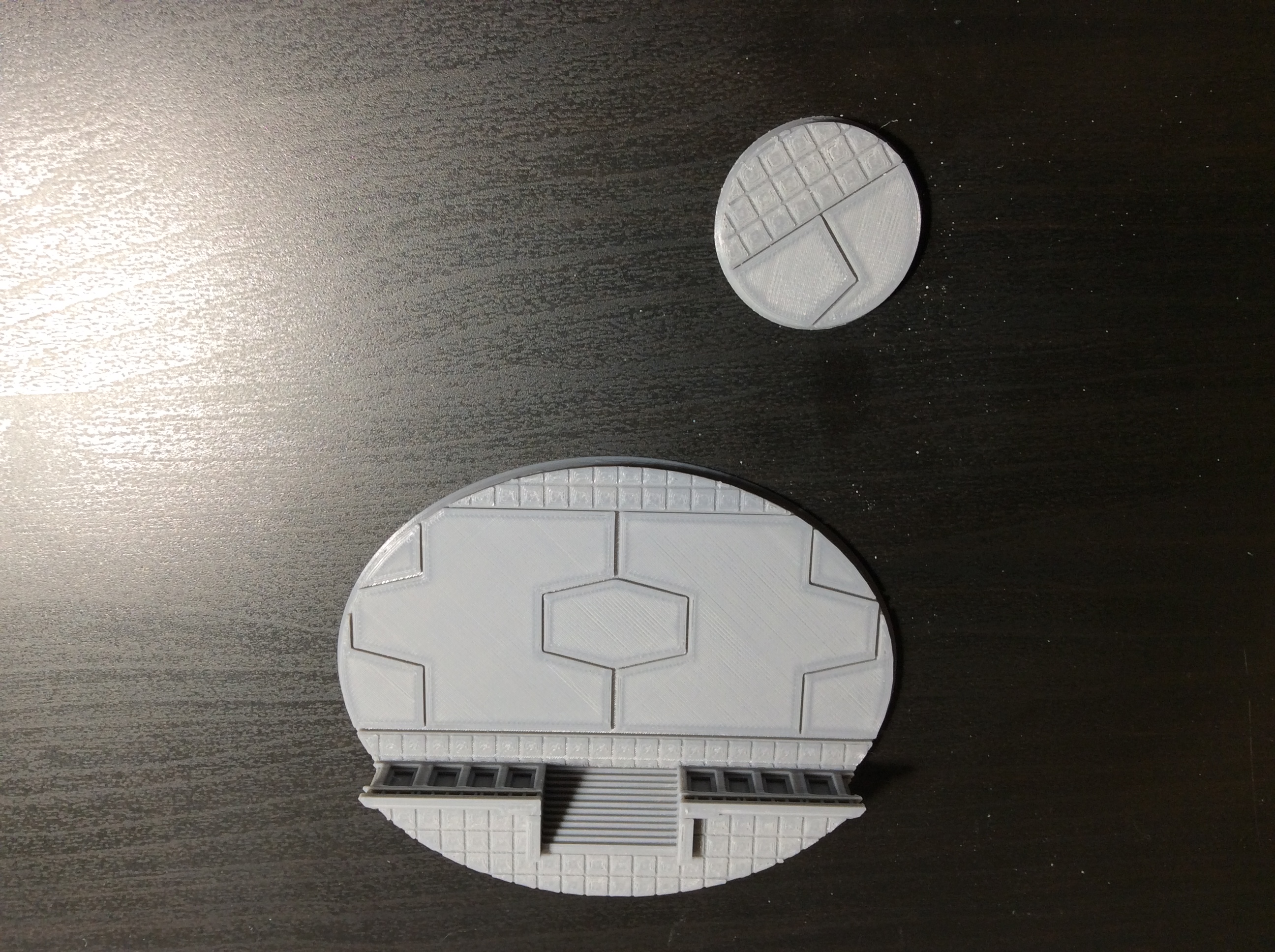 Free STL file Titanstructure Titan and Knight bases (basic) 🧲・3D ...