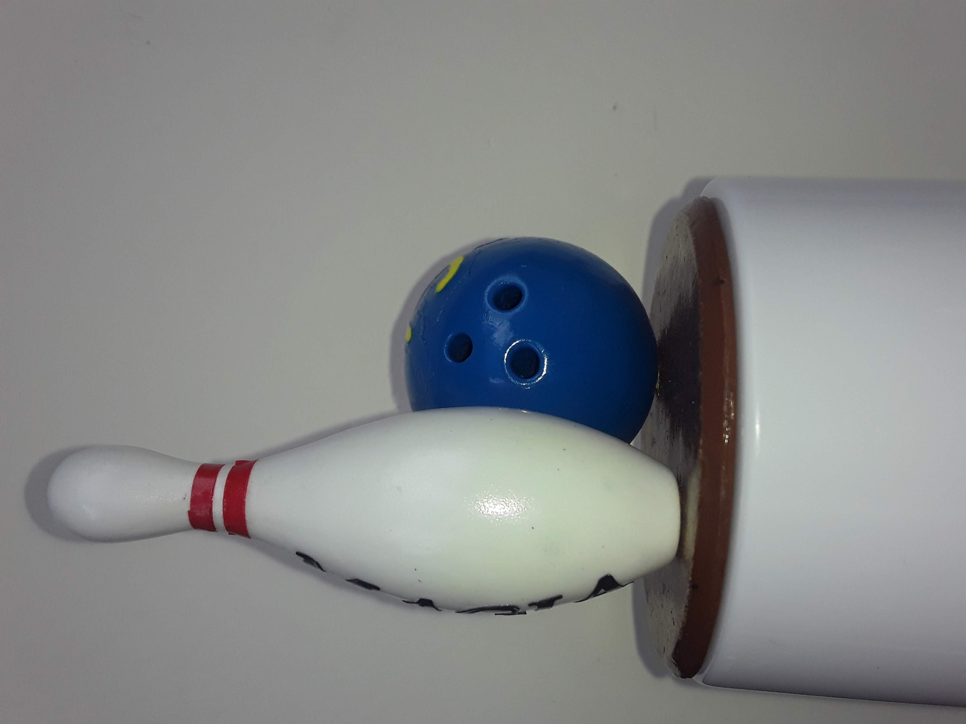 🎳 Ball and a pine (Bowling)・Free STL File for ・Cults