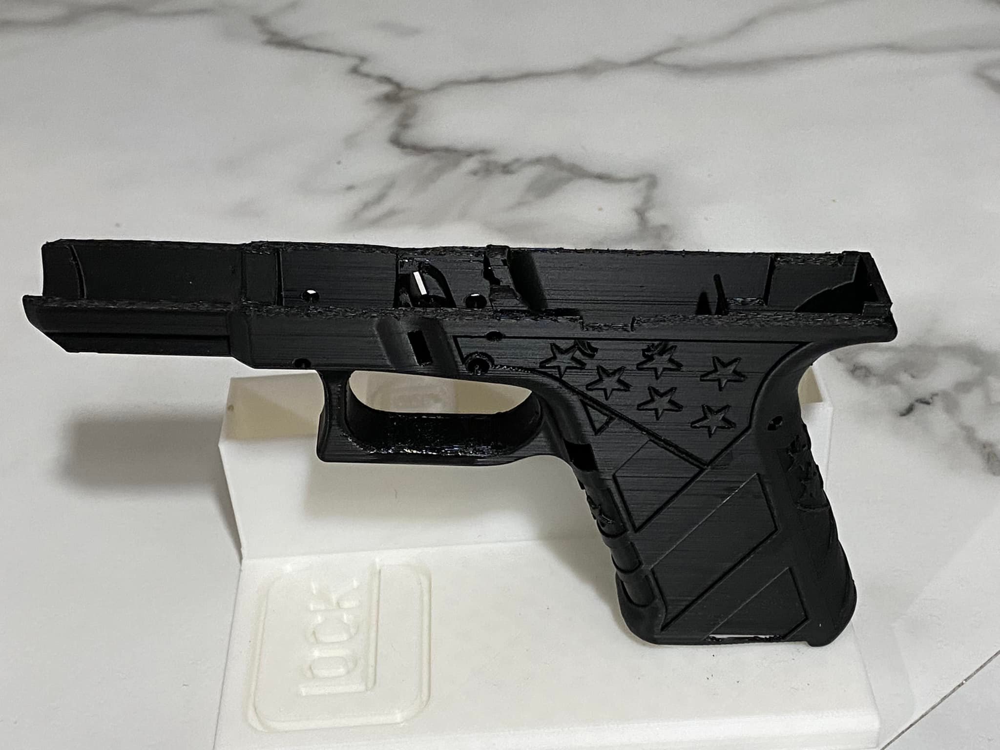 3D printer FMDA DD19 Glock 19 Frame • made with cr10s・Cults