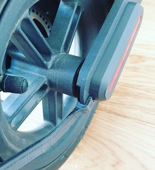 STL file Xiaomi electric scooter mudguard mount ⚡ ・3D printing model to download・Cults