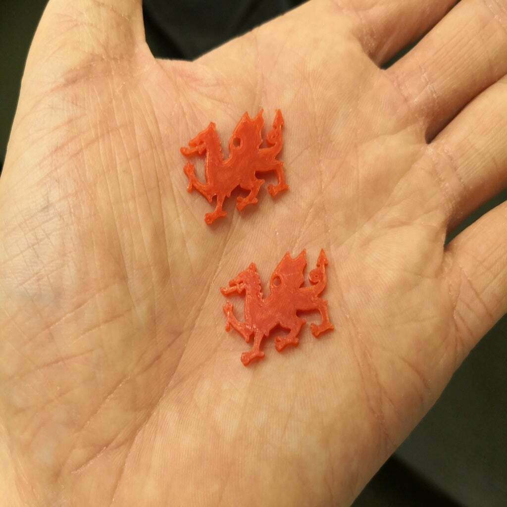 Free STL file Welsh Dragon Earrings 🐉 ・3D printing idea to download・Cults