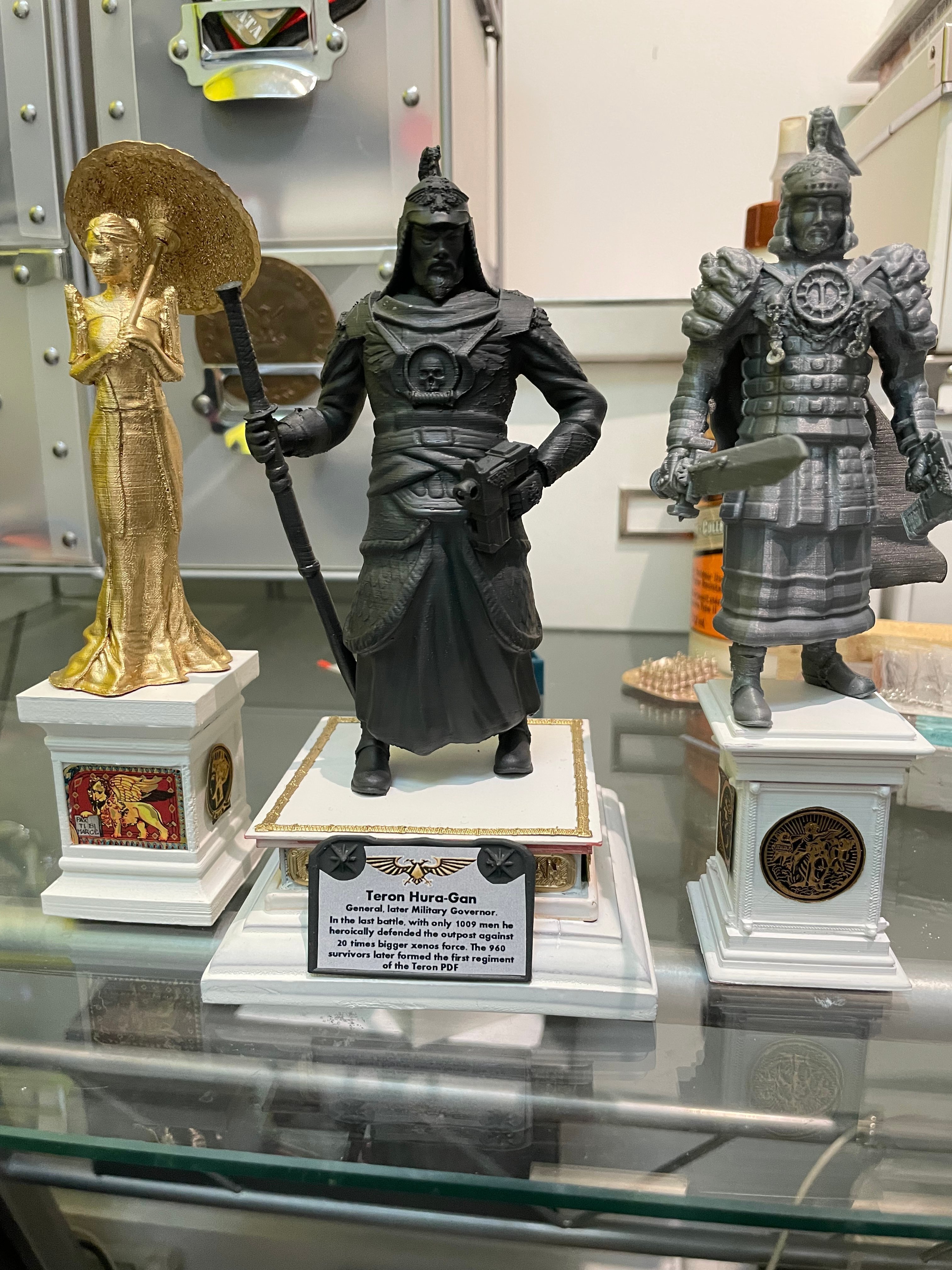 3D printable Teron Hura-Gan statues - WH40k・Cults