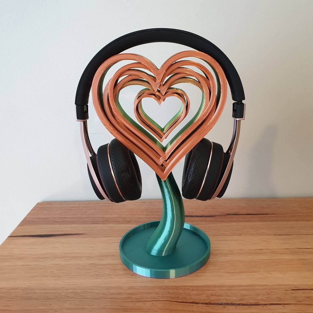 Free STL file Love Hearts Headphones Stand or Ornament ️‍🔥・3D printer ...