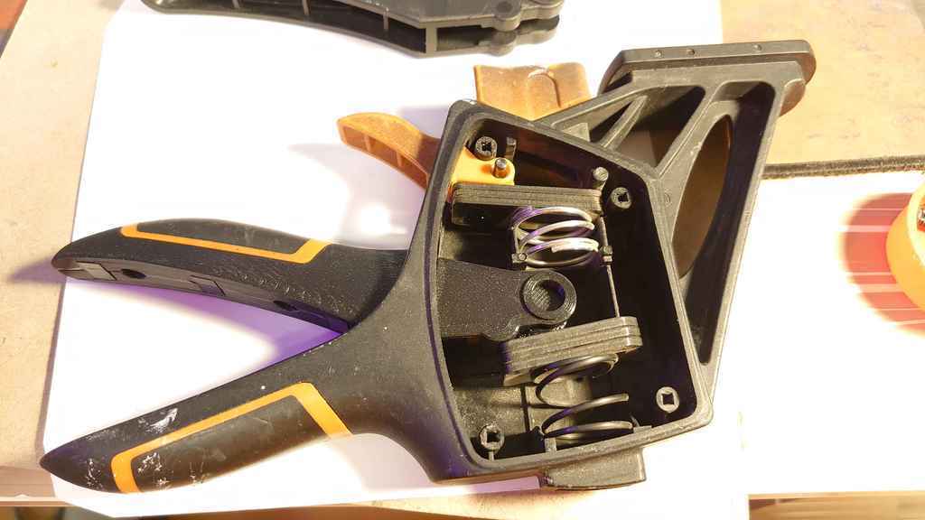 Free 3D file 3D Models Hobby & Makers Tools Magnusson quick clamp ...