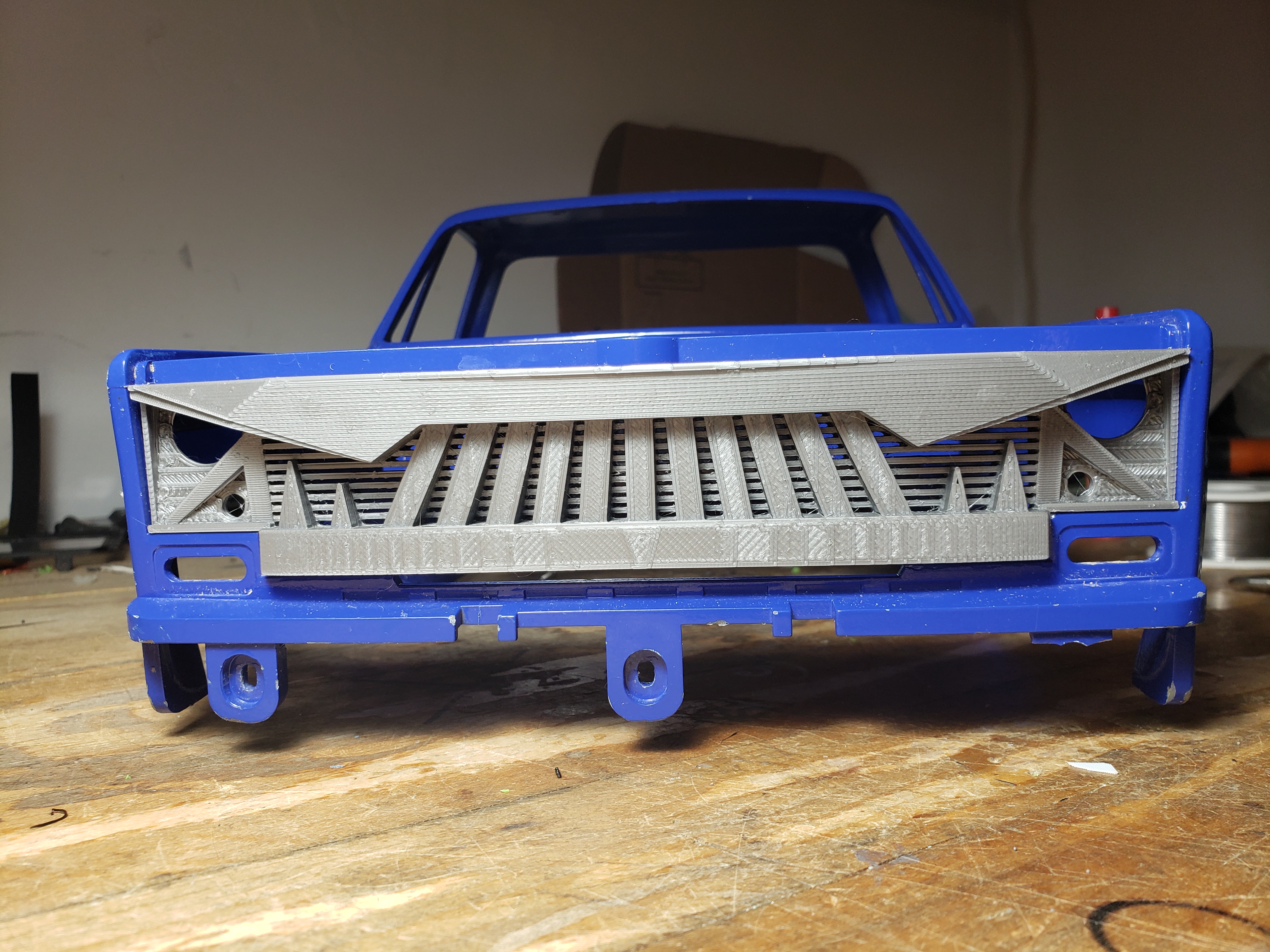 😡 Angry Grill for the RC4WD Blazer・ STL File for ・Cults