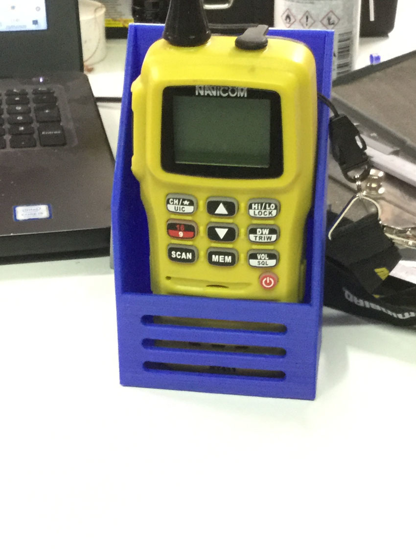 STL file VHF RT411 support 📱 ・3D printable model to download・Cults