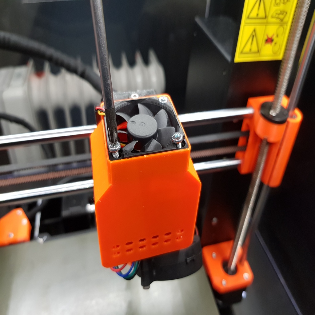 Free 3D file Prusa MK3S Extruder Cooler - With Filament cooler! 🪢 ...