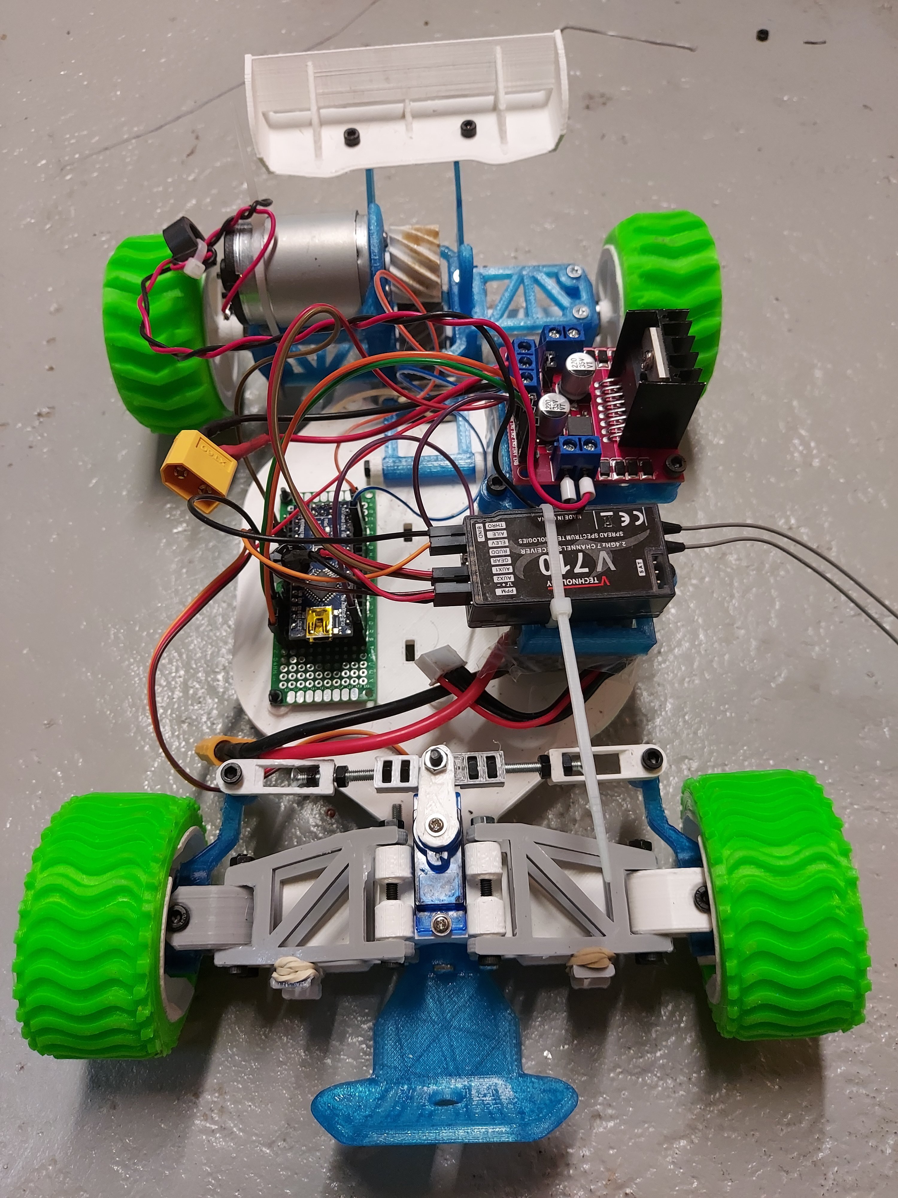 Impression 3D Carduino V2 (la voiture RC basée sur l'Arduino)・Cults