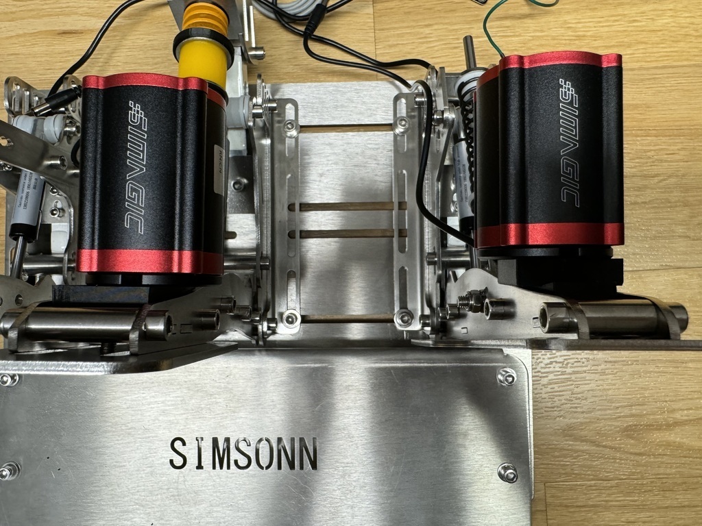 免费 3D 文件 Simsonn Pedals Mount for Simagic P-HPR (Brake / Throttle) 🧸 ・可 ...