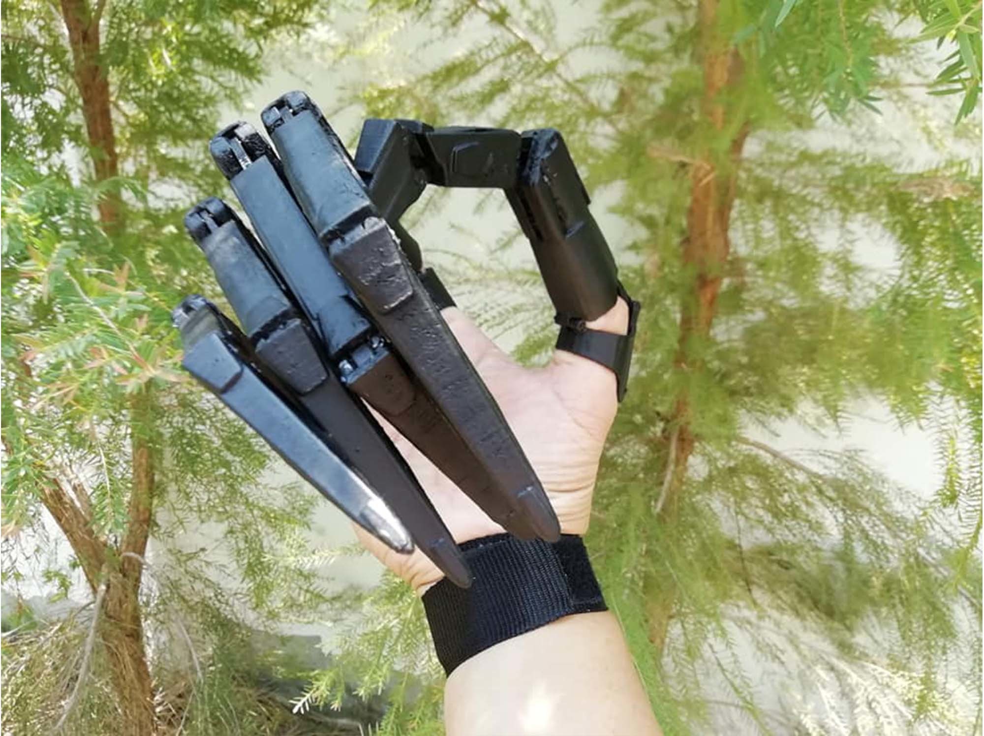 🦴 Mechanical Hand_Articulated Bone Fingers・Free 3D File for ・Cults