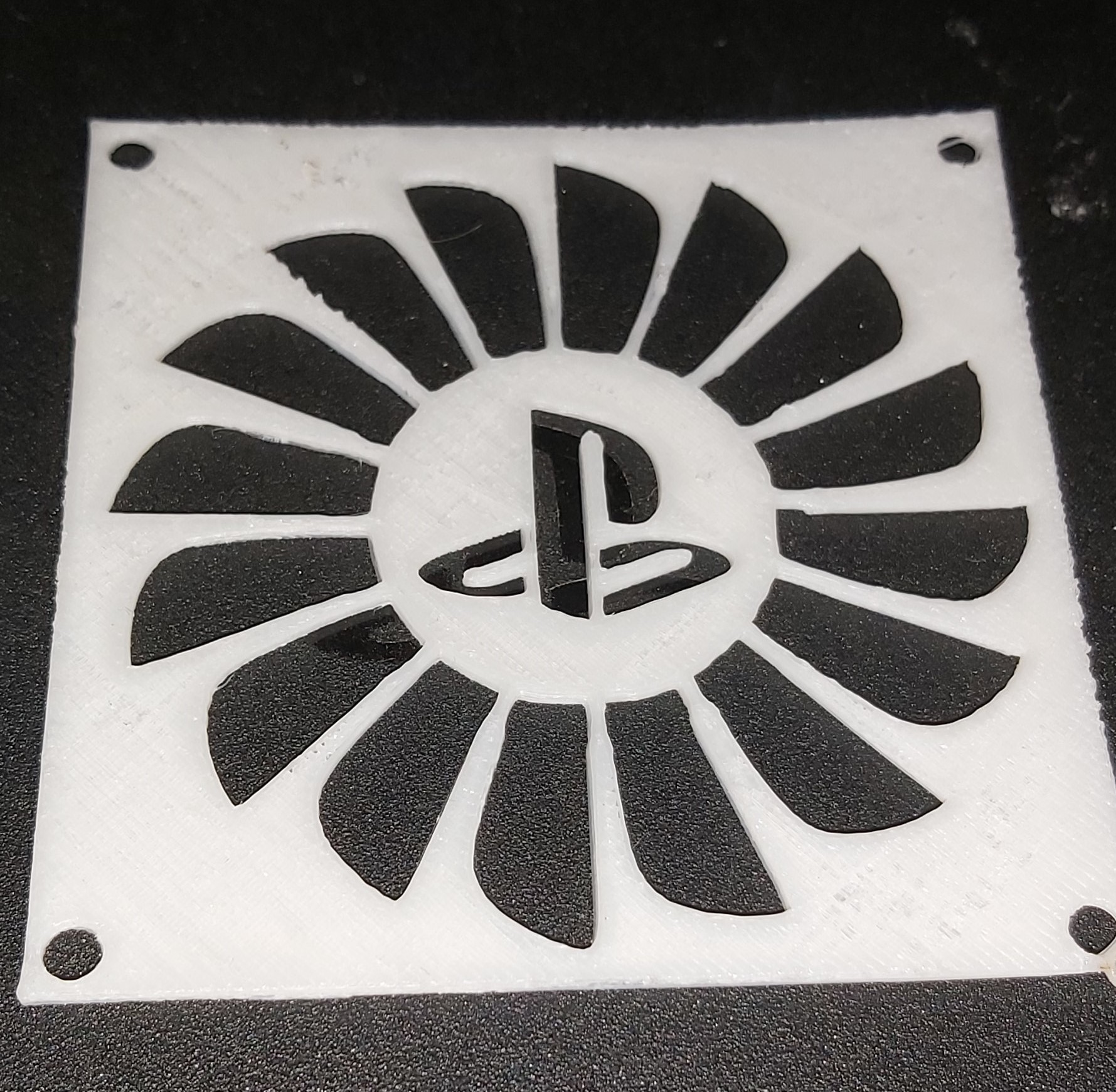 STL file Ps4 Grid 🎮・3D printing idea to download・Cults