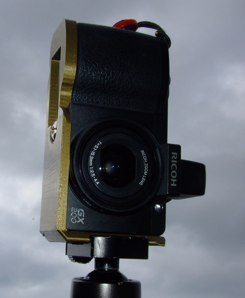 Free 3D file Ricoh GX200 Arca Swiss L-Bracket 📷 ・3D print object to ...
