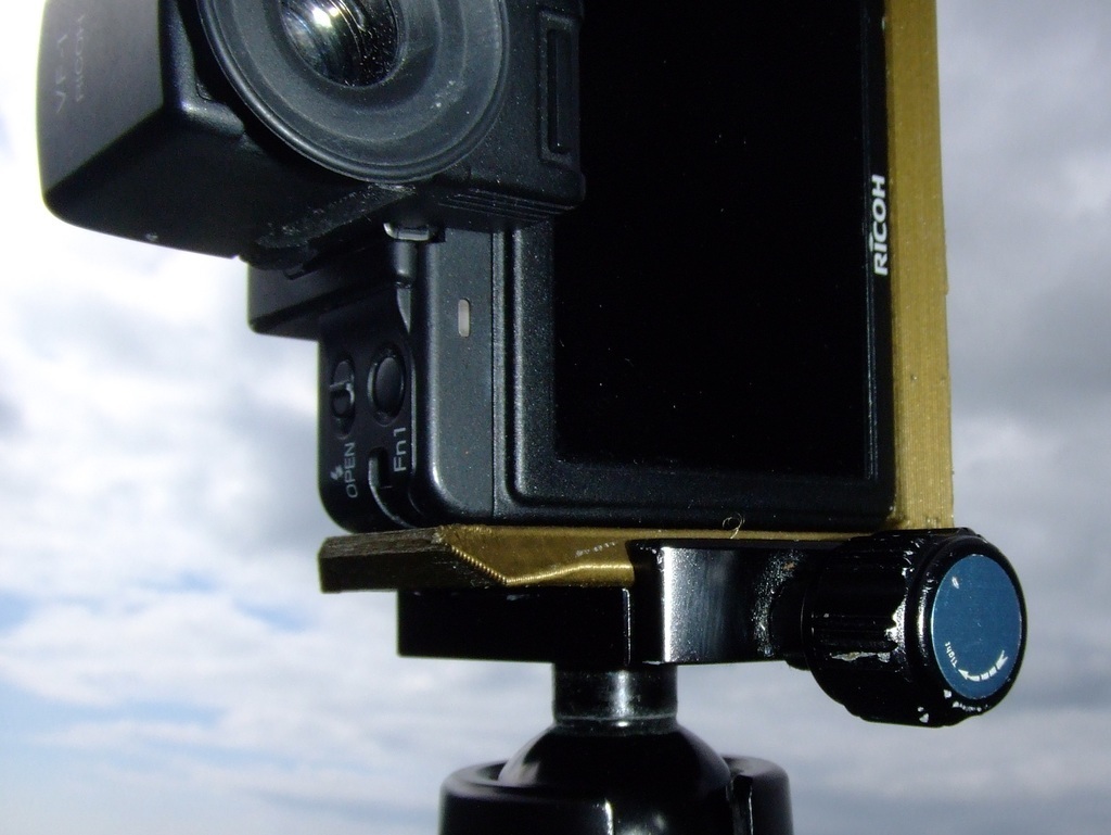 Free 3D file Ricoh GX200 Arca Swiss L-Bracket 📷 ・3D print object to ...