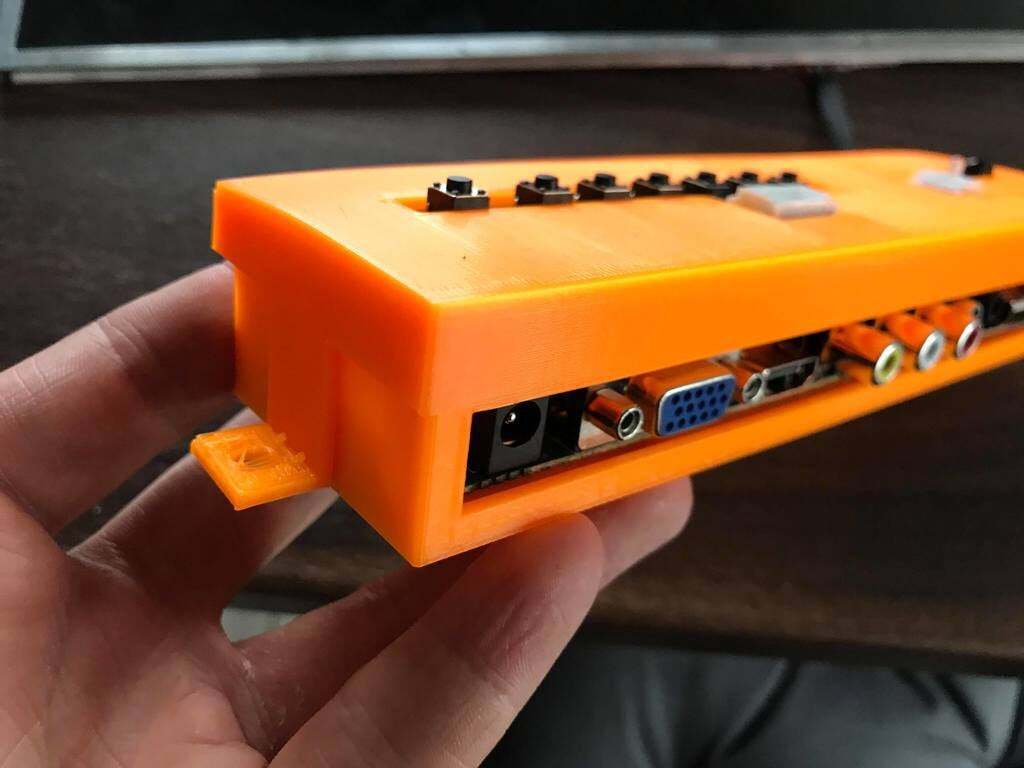 Free STL file [DIY] Monitor control box for old laptop screens 🎛️ ・3D ...