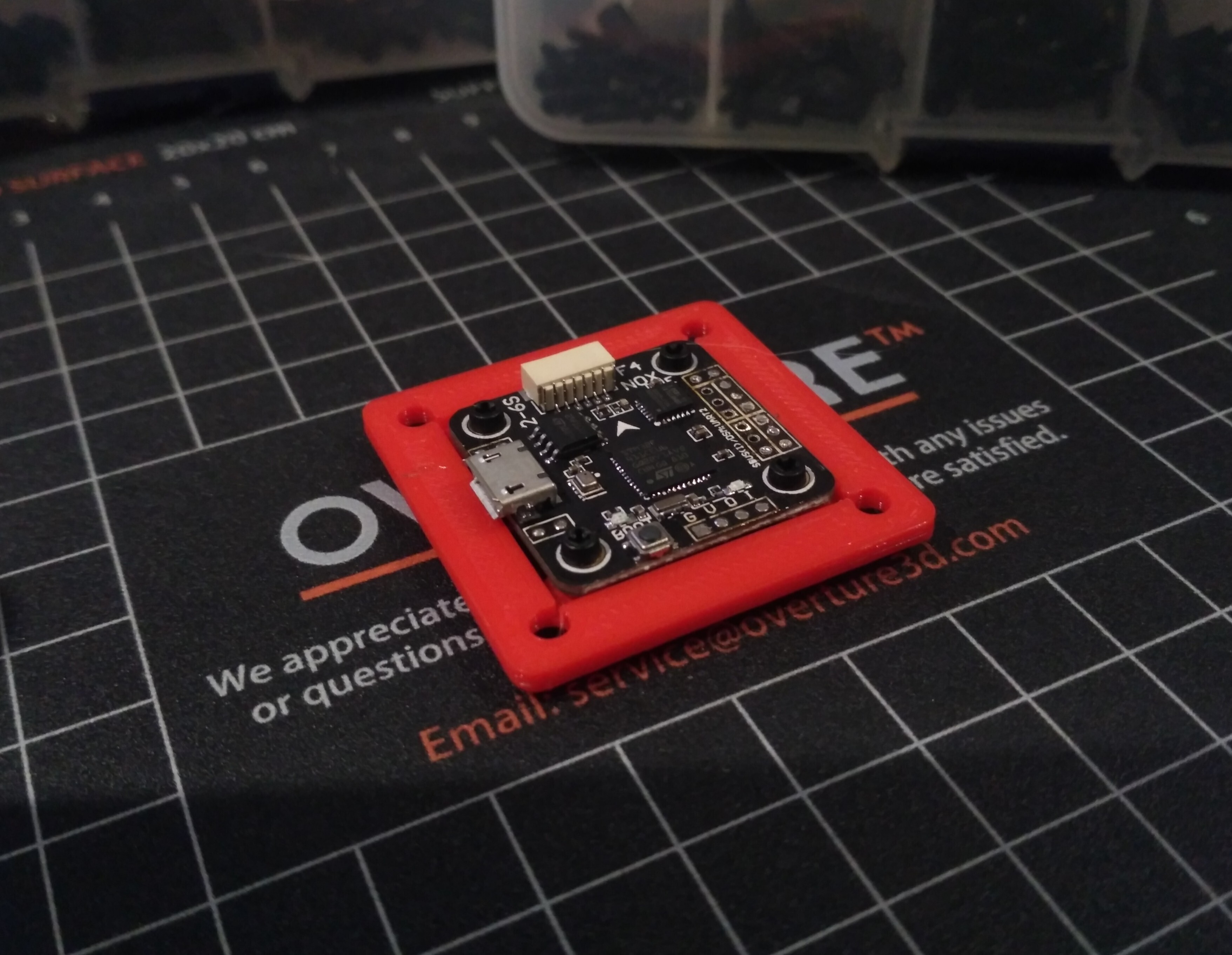 🚁 Adapter to fit 20x20 item into 30x30 Stack・Free STL File for ・Cults