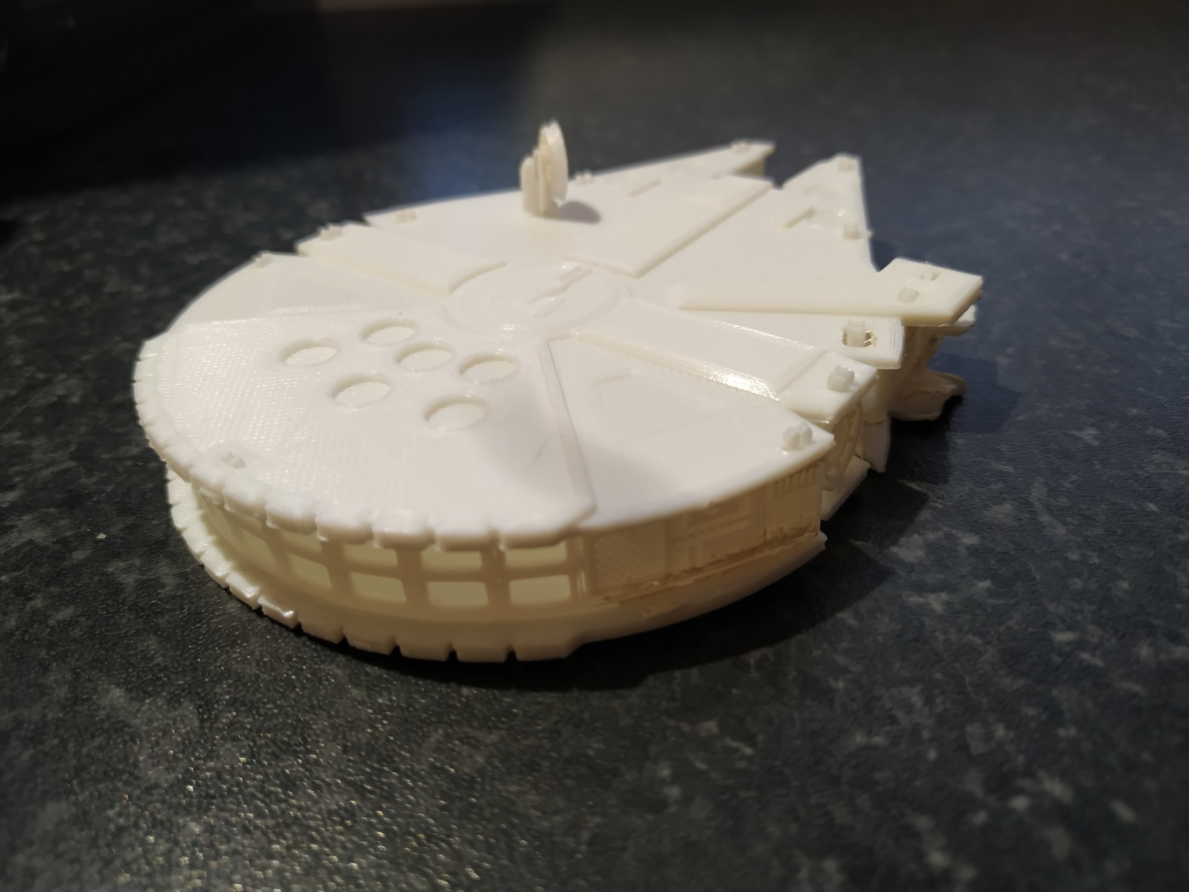 3D printed Millennium Falcon Kit Card by Fixumdude・Cults