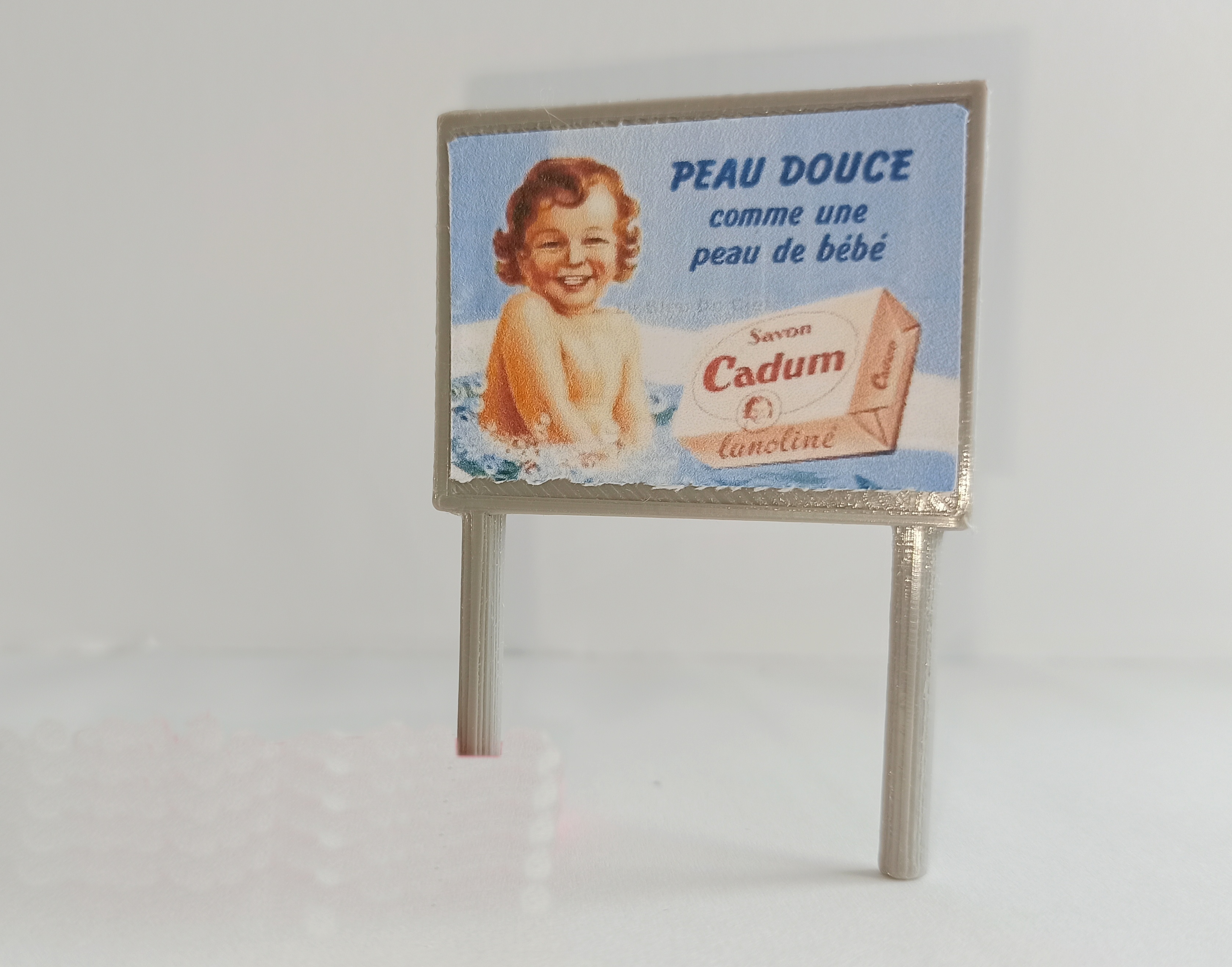 🎲 Advertising panel HO 4 x 3 m round posts・Free STL File for ・Cults
