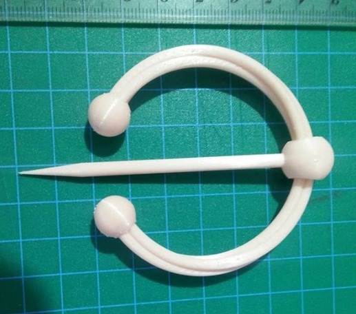 Free 3D file Coiled Cloak Pin 🧷 ・Design to download and 3D print・Cults