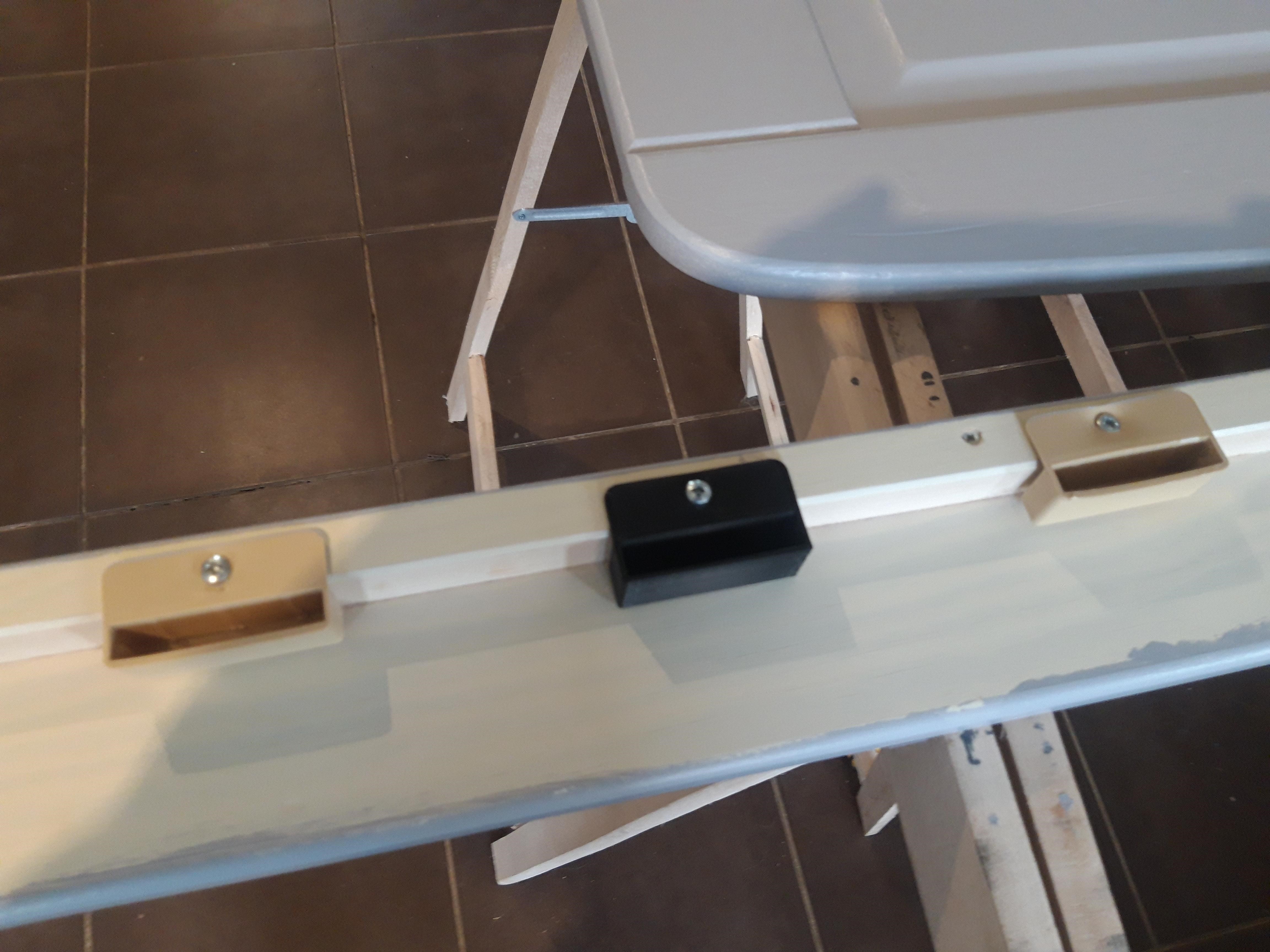 3D printed bed slat support • made with alphawise u20・Cults