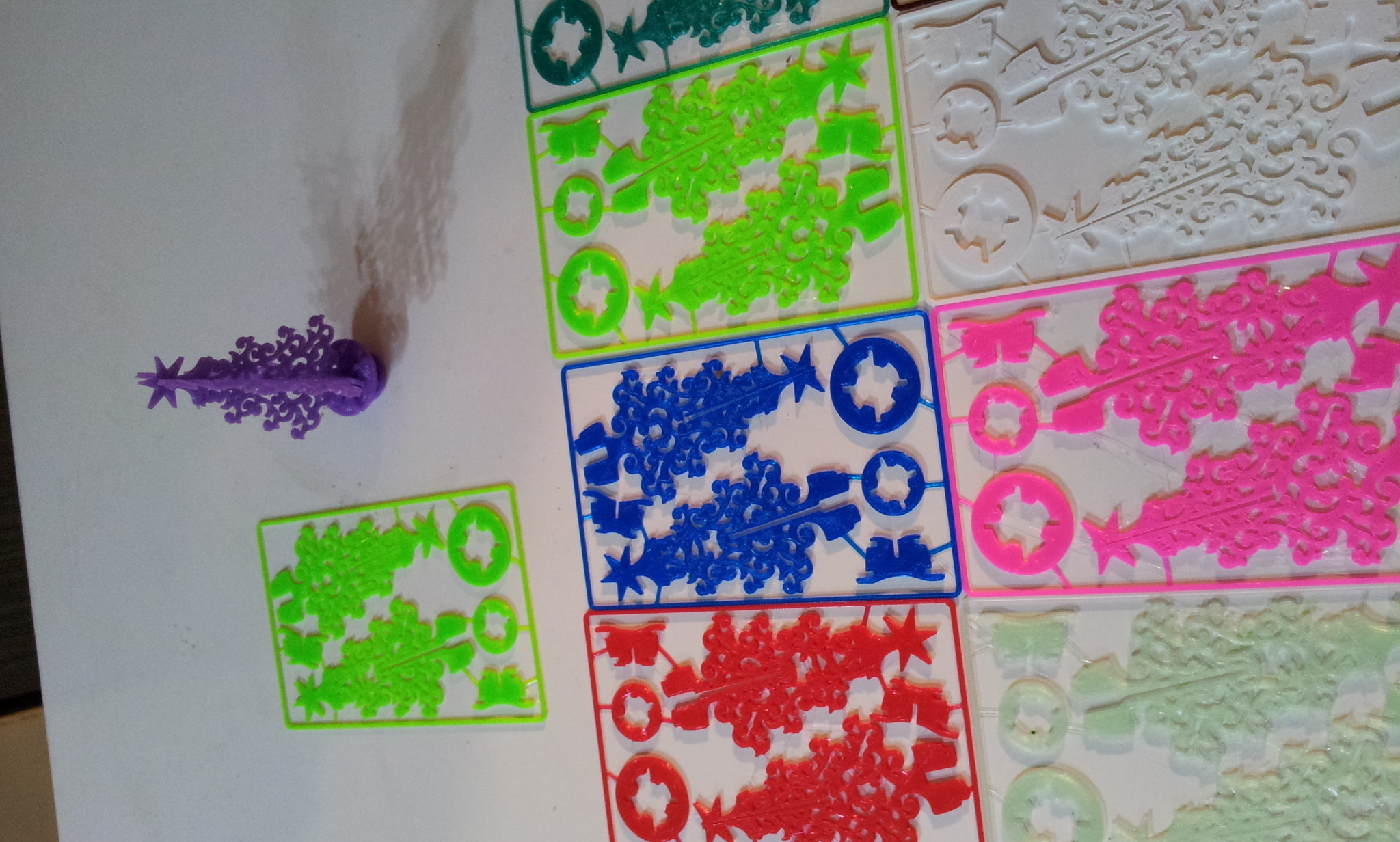 🎄 Credit card Christmas tree puzzle・Free STL File for ・Cults