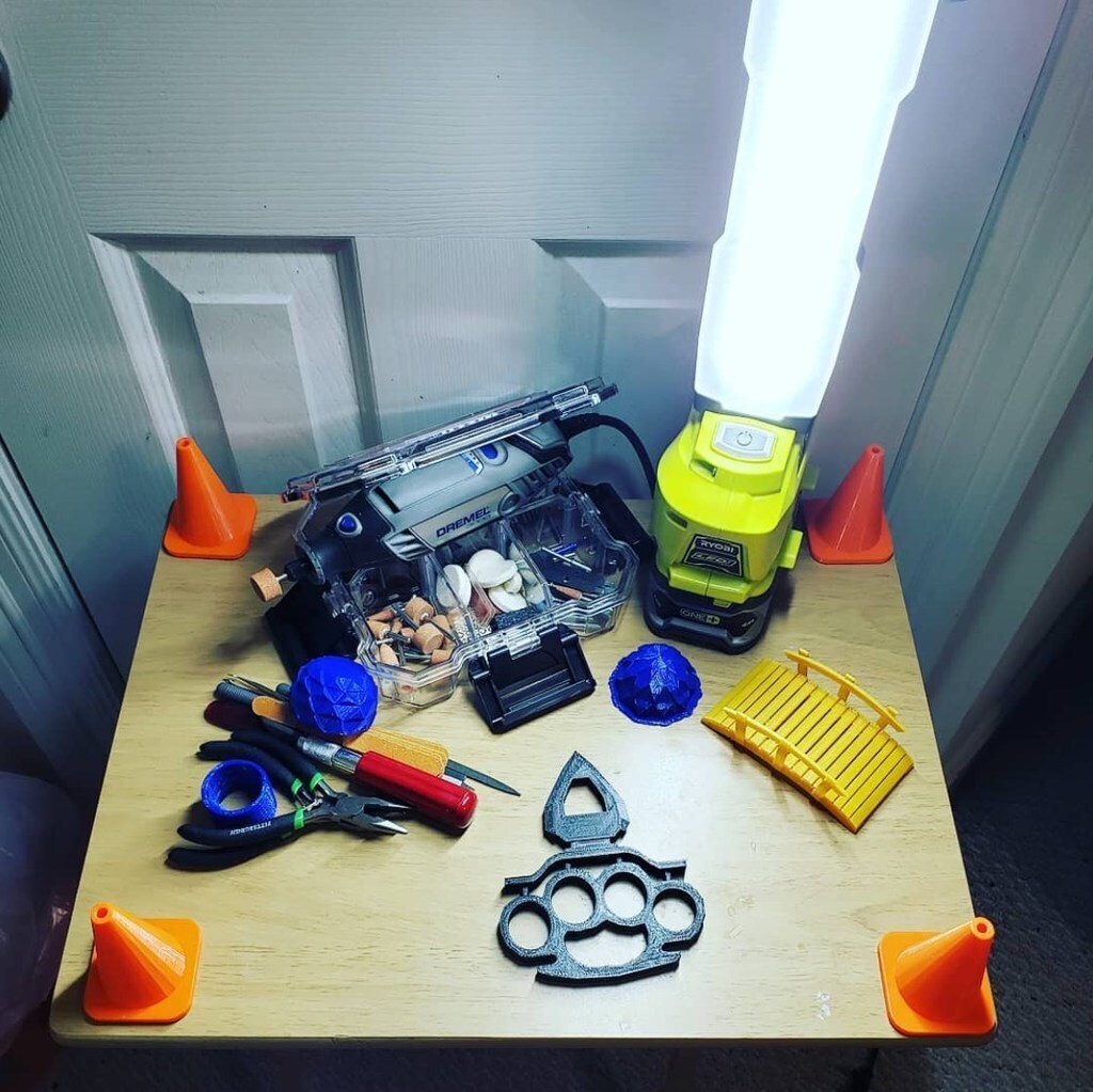 3D printed Stackable Traffic Cones・Cults