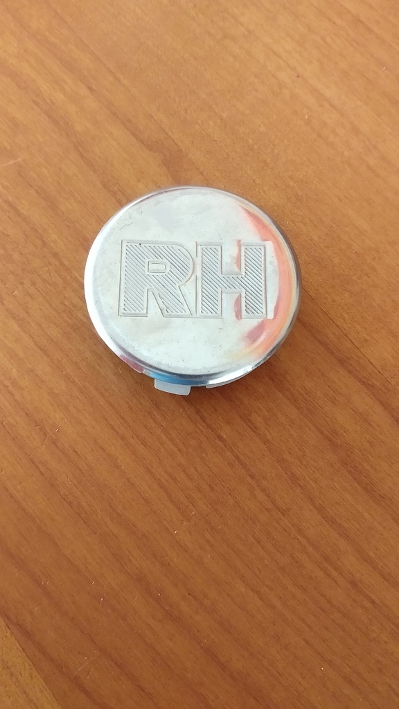 STL file RH rim center cap (with Corrado VR6 logo) 🧢・3D printing idea ...