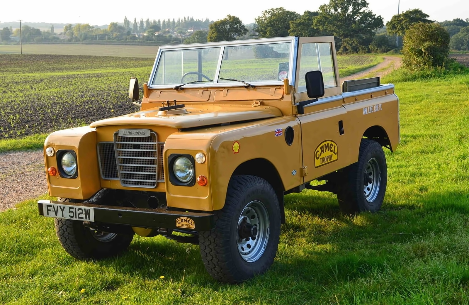🚗 The Land Rover Series (1948-1985)・Free STL File for ・Cults