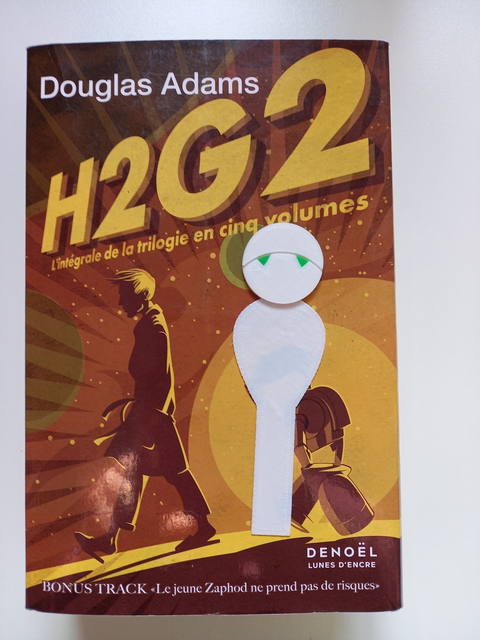 Free STL file Bookmark Marvin the depressive robot from H2G2 🔖 ・3D ...