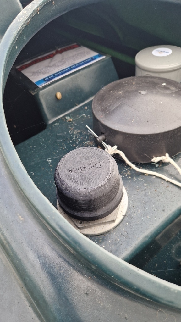 Free 3D file 2" Heating oil tank Dip Stick cap 🛢️ ・3D printer design to ...