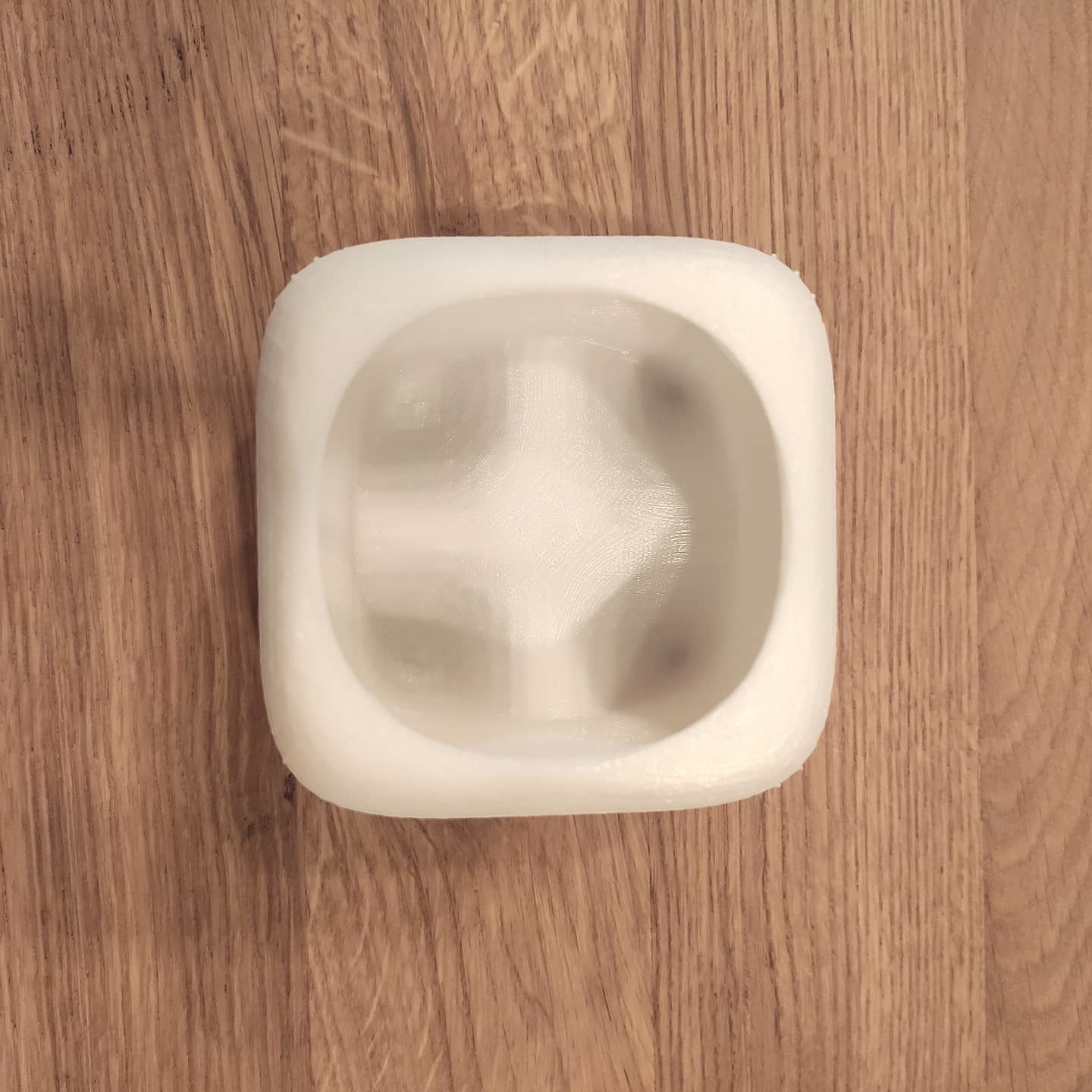 STL file Tooth pencilholder 🦷 ・3D printer model to download・Cults