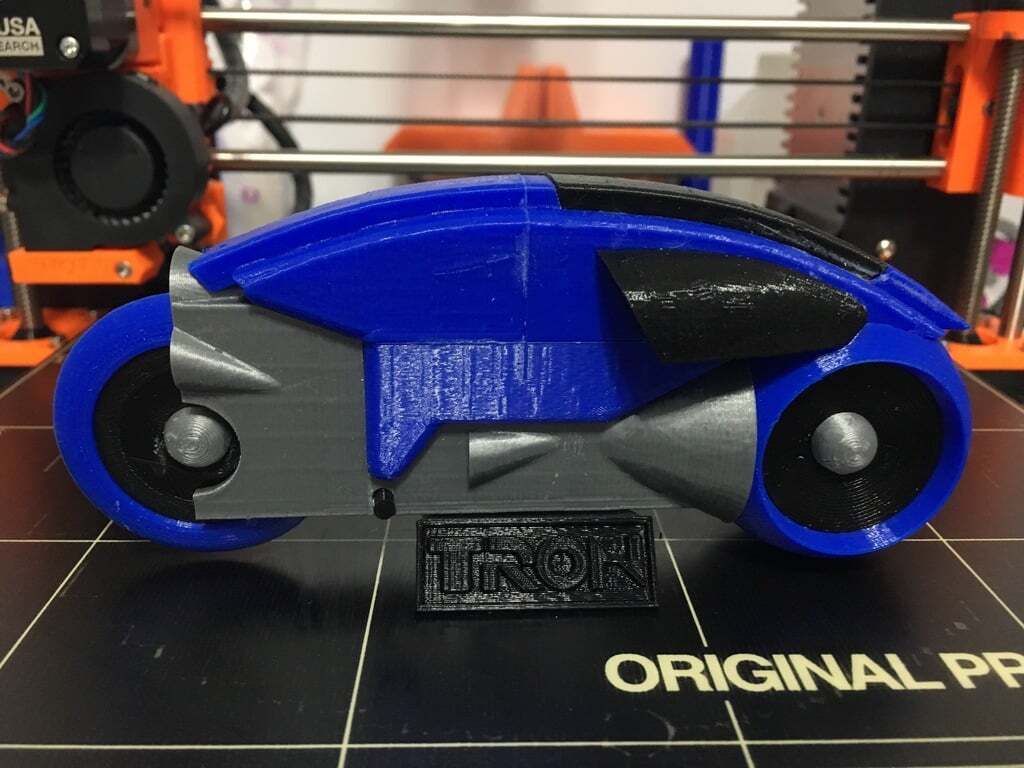 3D printed Lightcycle Model Kit・Cults