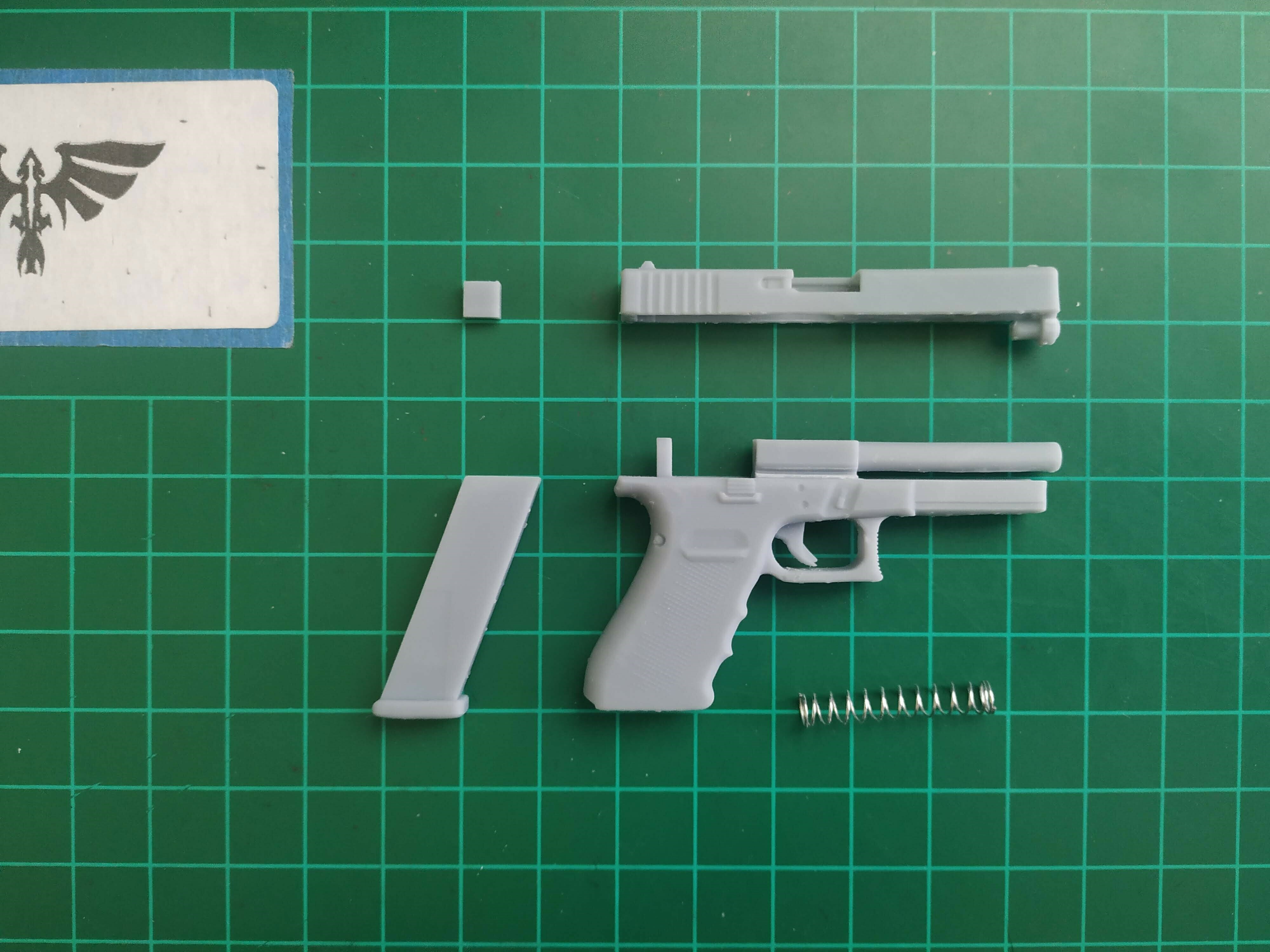 🔫 Glock 17 scale 1/4・ STL File for ・Cults