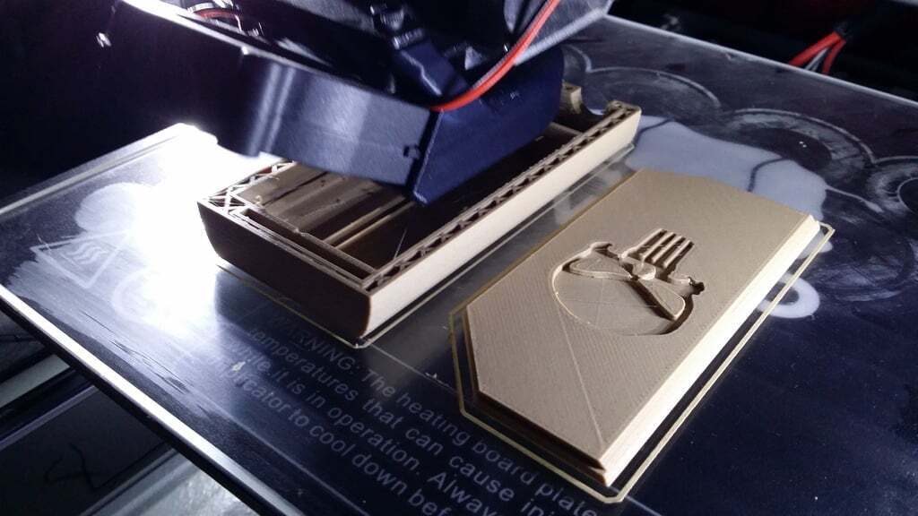 3D printing Unregulated Dual 18650 Box Mod (Vape)・Cults