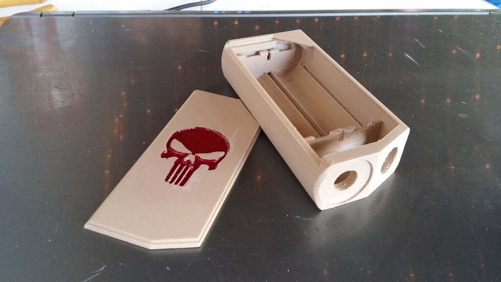 3D printing Unregulated Dual 18650 Box Mod (Vape)・Cults