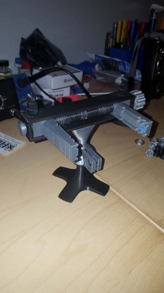 Free STL file Printable Vise + Ball Link = 3D Printed 3rd Hand 🔗 ・3D ...