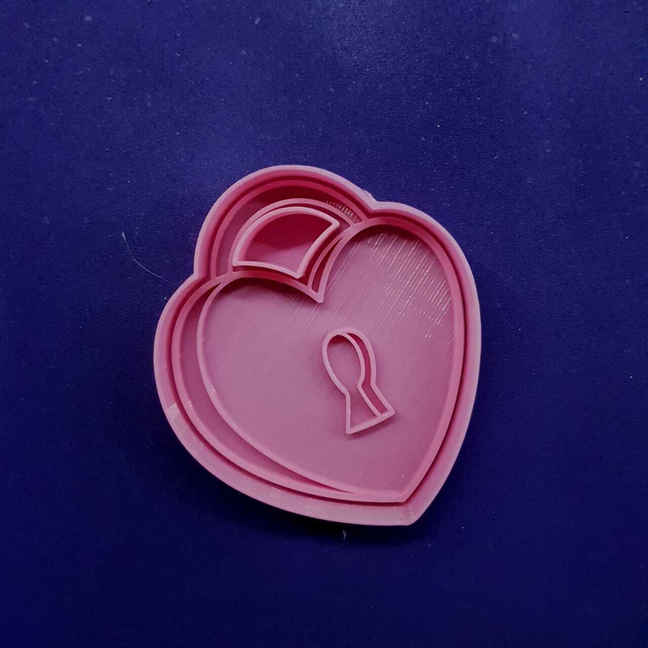 STL file COOKIE CUTTER HEART LOCK 🍪 ・3D printing design to download・Cults
