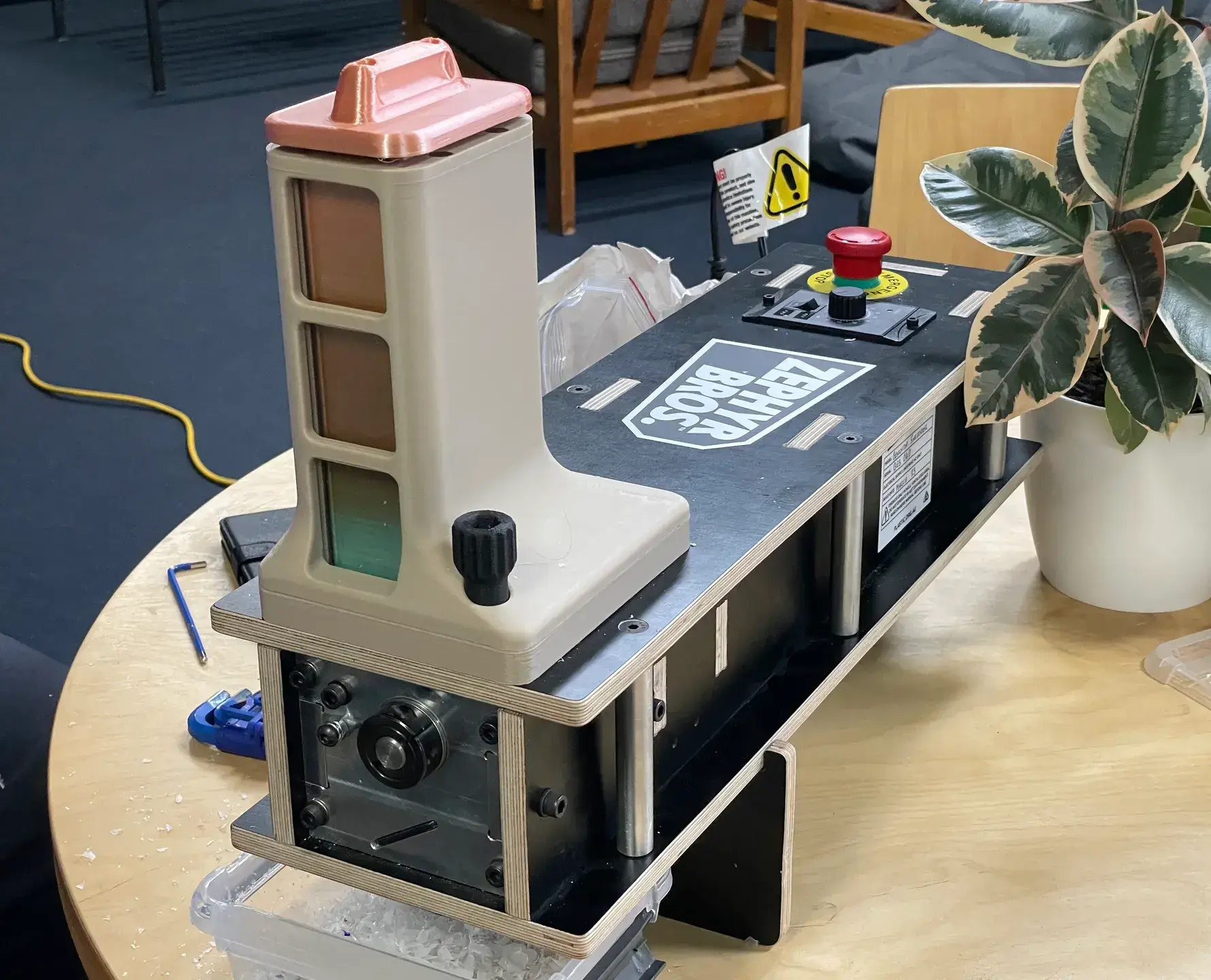 Free 3D file Hopper for Zephyr Brothers plastic shredder 🧑‍🔧 ・3D ...