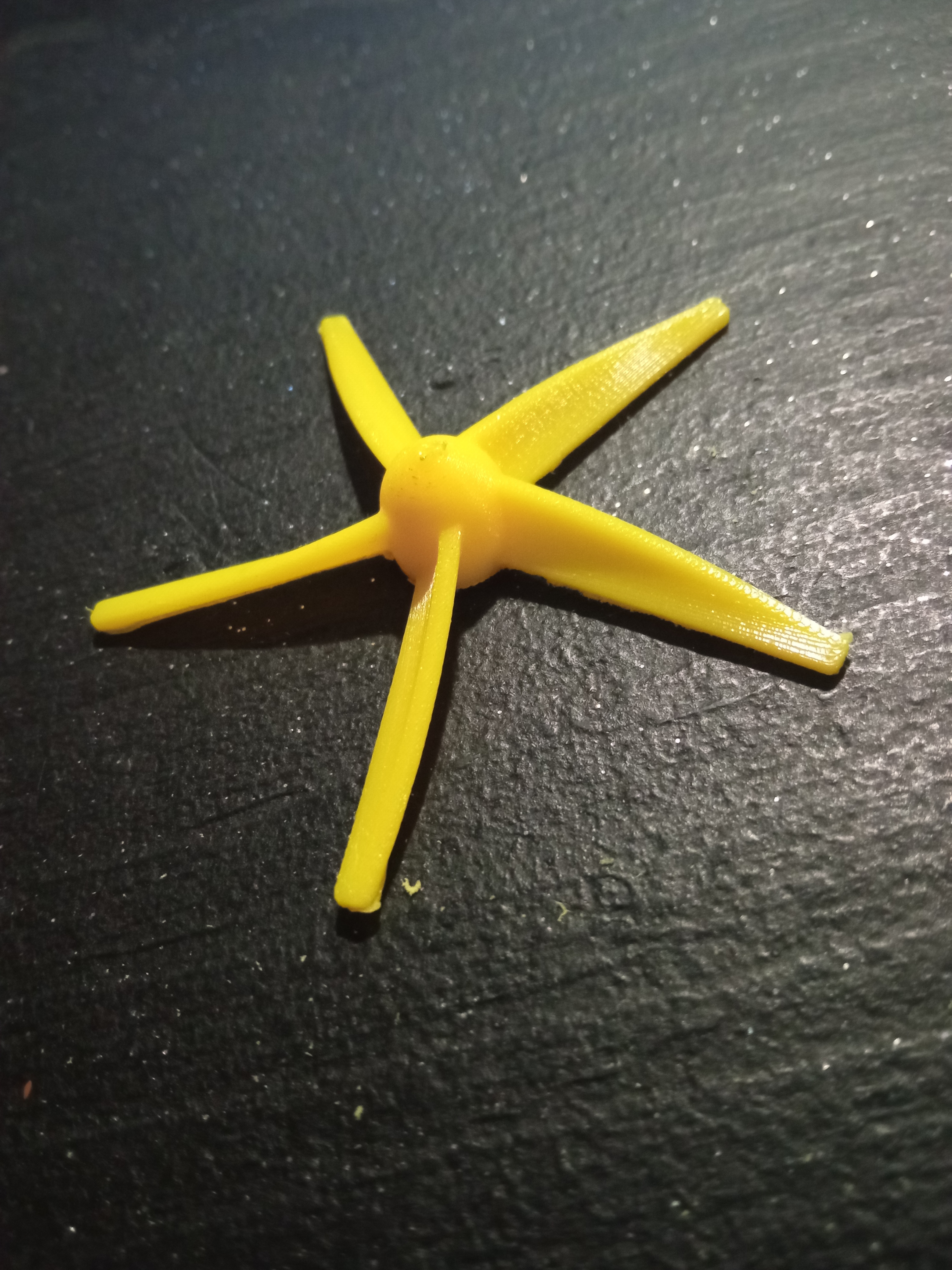 STL file 5-blade propeller for standard 6V motor 🚁 ・3D print model to ...
