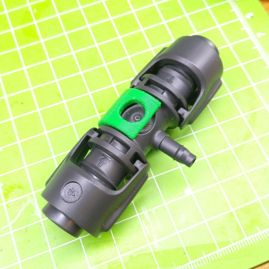 Free 3D file Mounting Clip for Gardena watering T-piece 🌳・3D printable ...