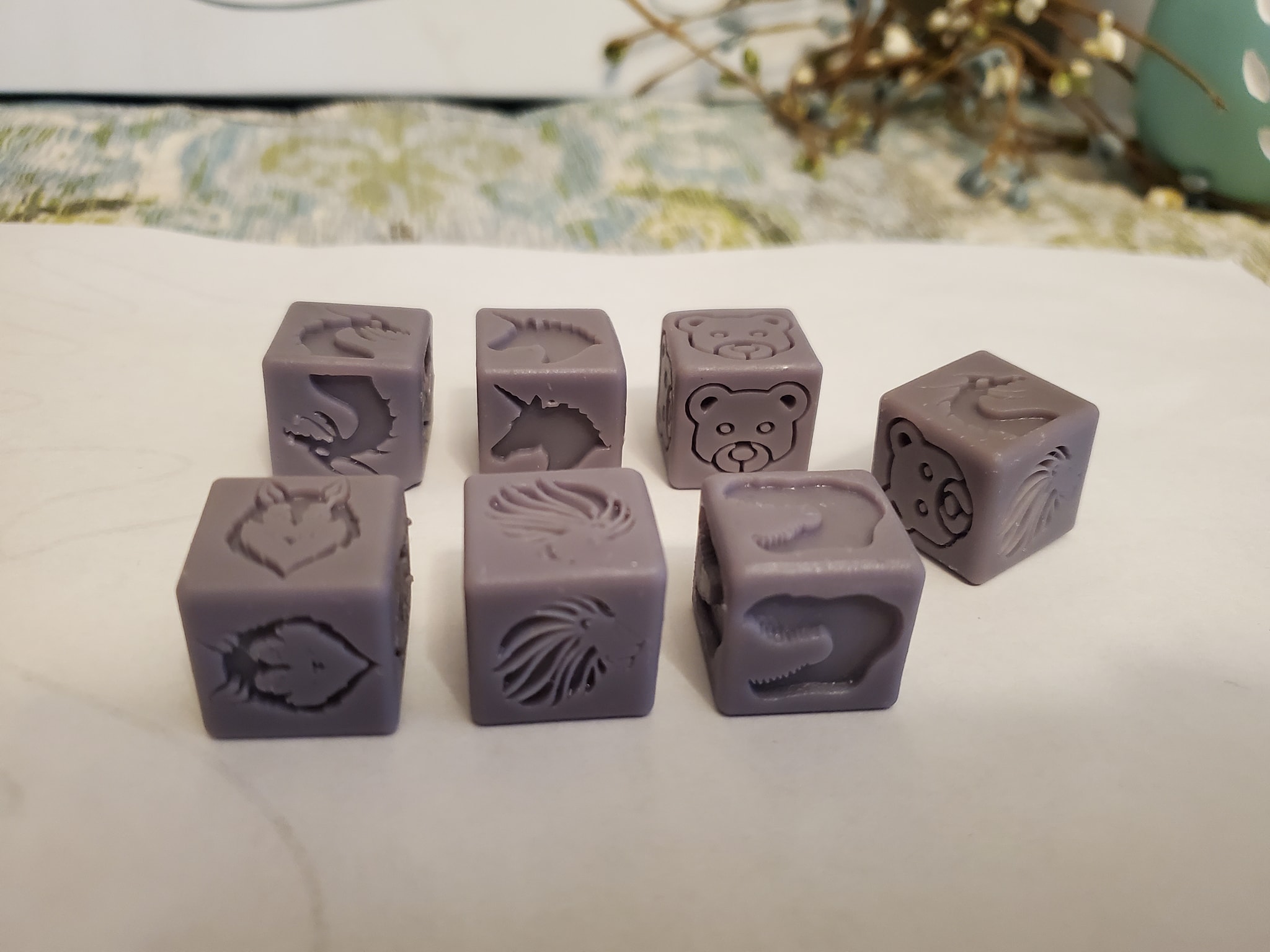 STL file D6 19mm custom dice, fun for dice stacking 🎲・3D printable ...