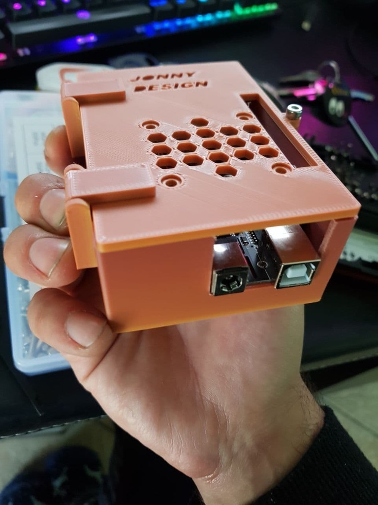 Free 3D file Amazon QPX Grbl controller board Holder 🧞‍♂️・Object to ...