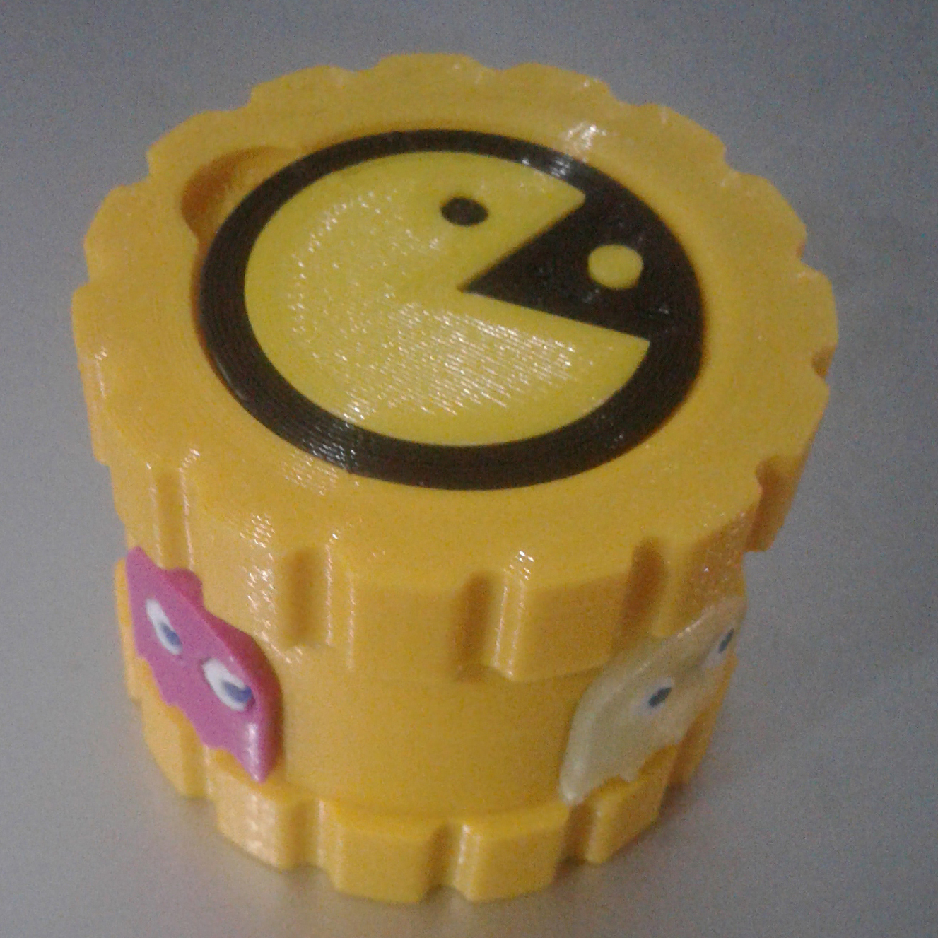 STL file Pacman Grinder 🕹️ ・3D printable design to download・Cults