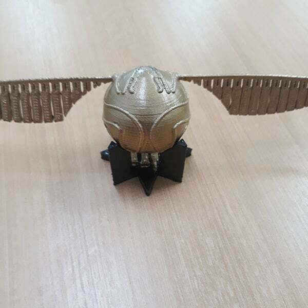 Free STL file Harry Potter Golden Snitch Stand 👽 ・3D printer design to ...