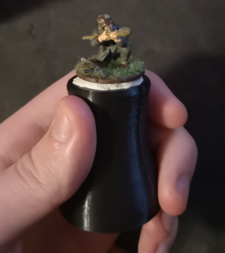 Free 3D file 28mm figure painting grip 🖼️ ・3D printable model to ...
