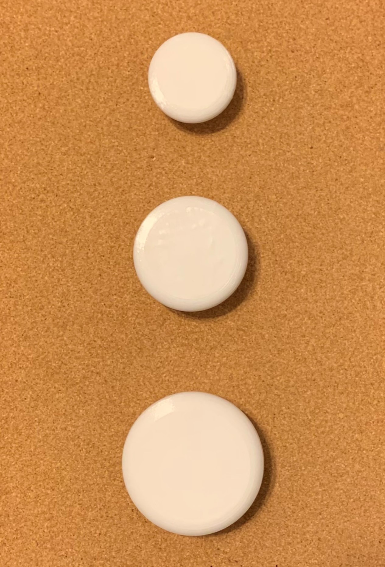 STL file PARAMETRIC DOT WALL HOOK, CLOTHES HOOK FOR BEDROOM, BATHROOM ...