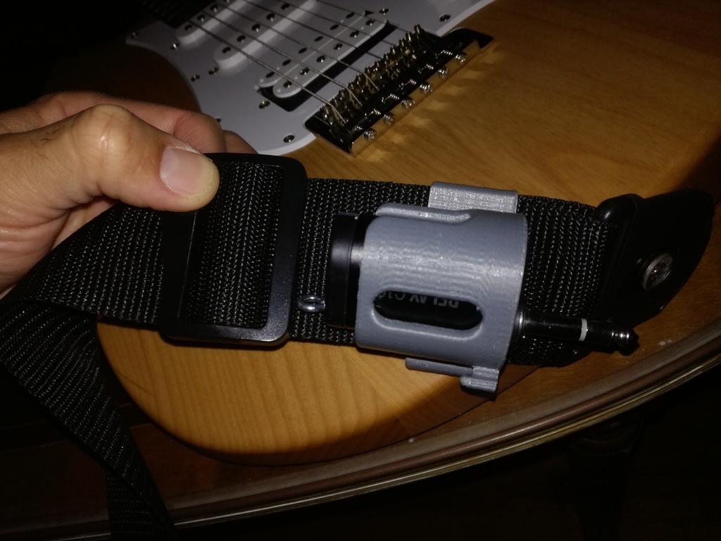🎸 Strap mount pocket for Line6 Relay G10T・Free 3D File for ・Cults