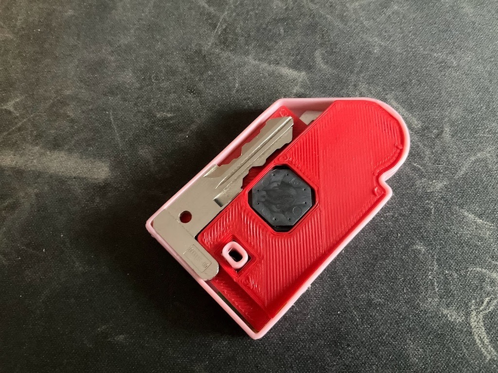 Free STL file Renault / Dacia Car CARD to small KEY 🚗・3D printable ...